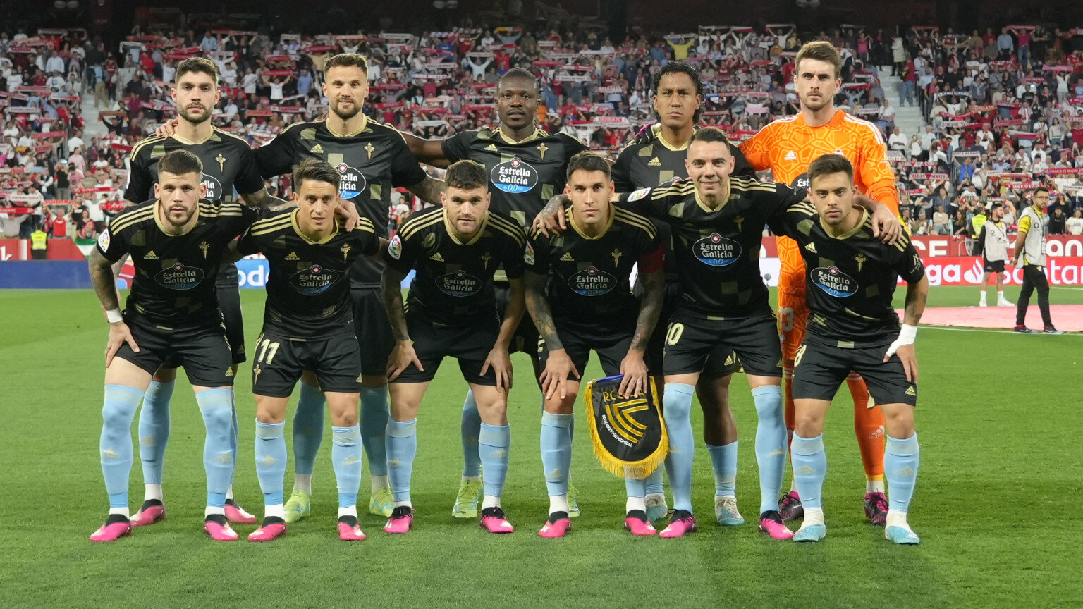 El RC Celta un punto en un final frenético en Sevilla (2-2) | Celta
